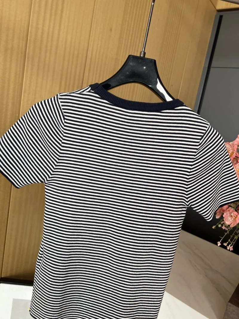 Accurate model Chanel T-Shirts
