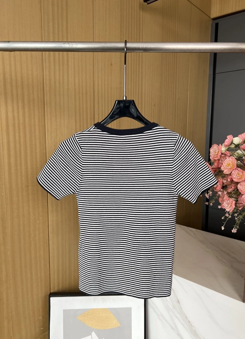 Accurate model Chanel T-Shirts