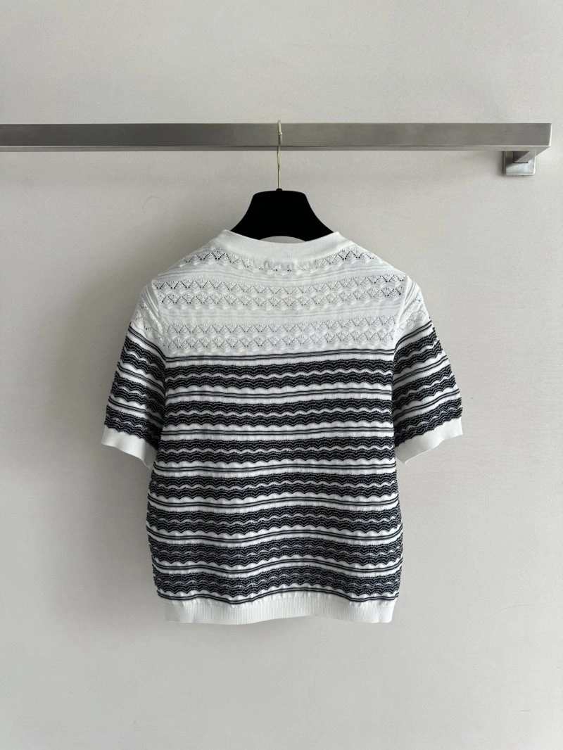 Economical Chanel T-Shirts