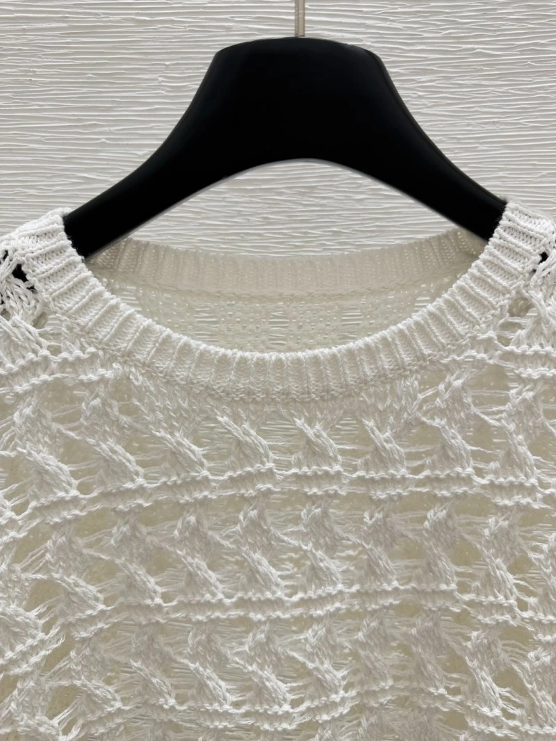 Low-cost Chanel T-Shirts