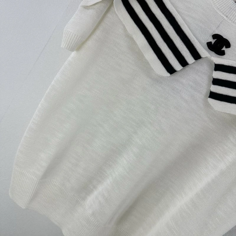 Low-cost Chanel T-Shirts