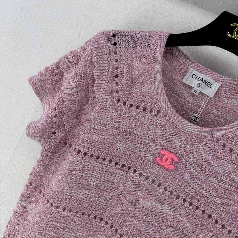 Top match Chanel T-Shirts