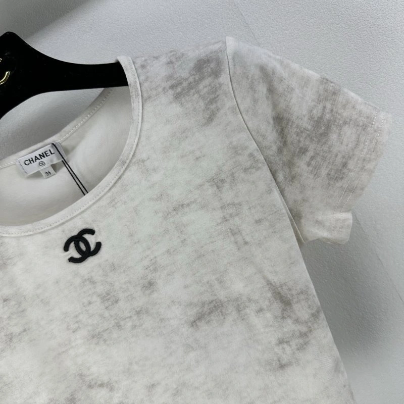 Precise copy Chanel T-Shirts