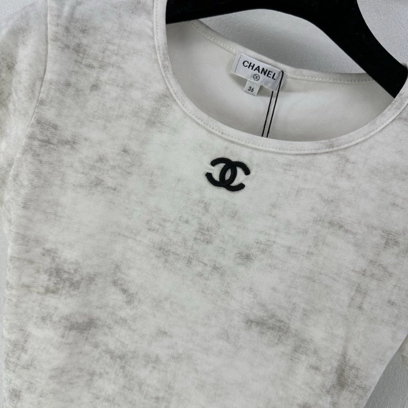 Precise copy Chanel T-Shirts