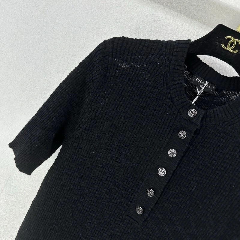 Factory-made Chanel T-Shirts