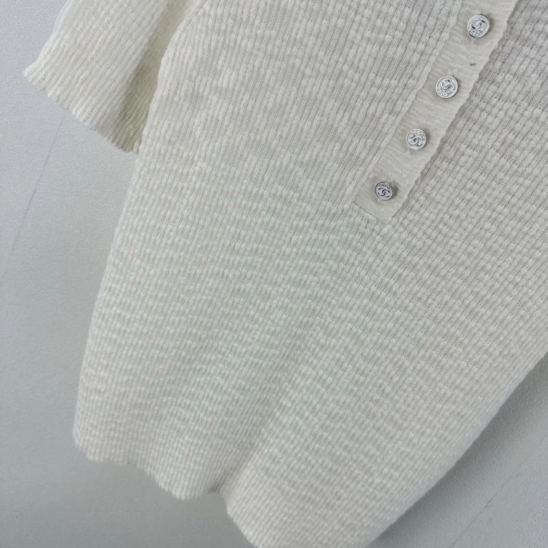 Brand-original Chanel T-Shirts