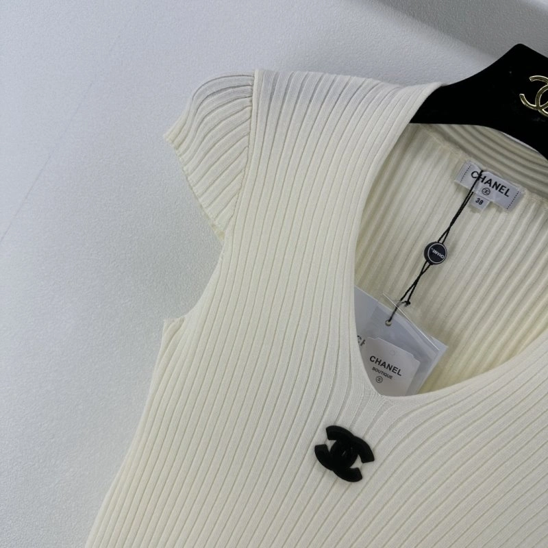 Top mirror Chanel T-Shirts