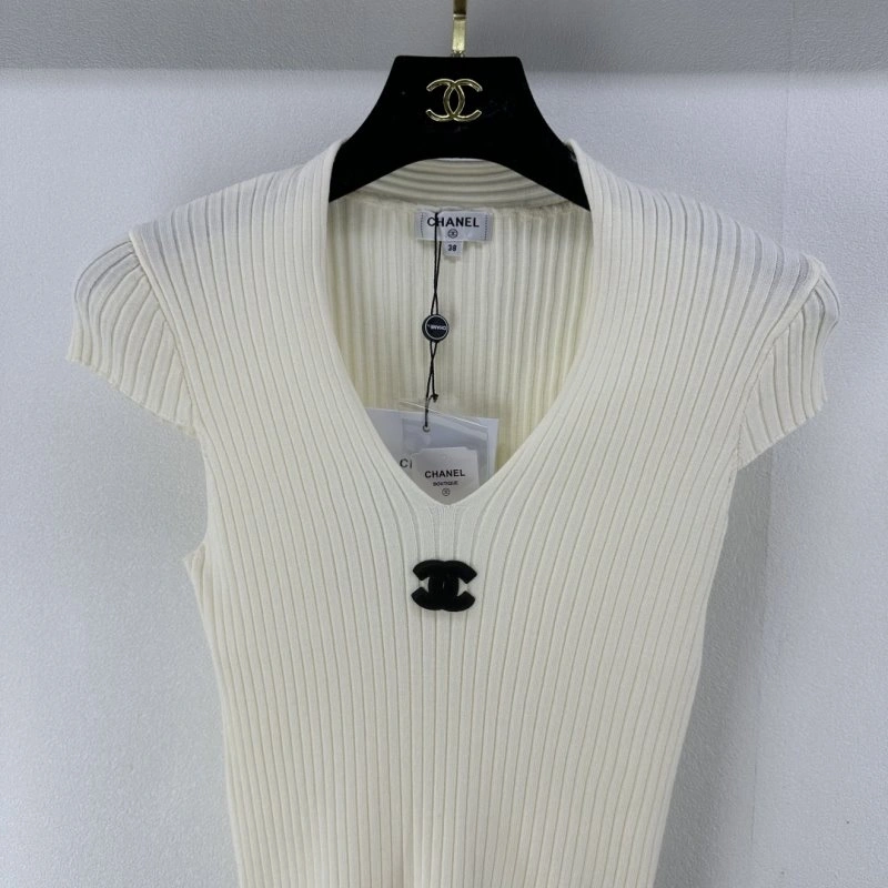 Top mirror Chanel T-Shirts