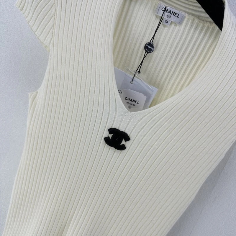 Top mirror Chanel T-Shirts