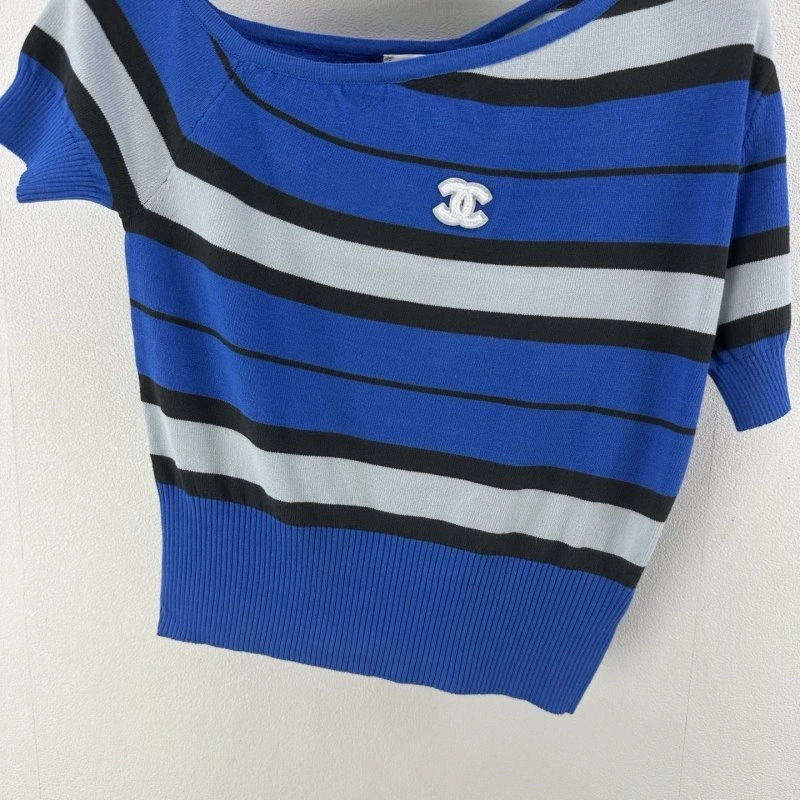 Exact replica Chanel T-Shirts