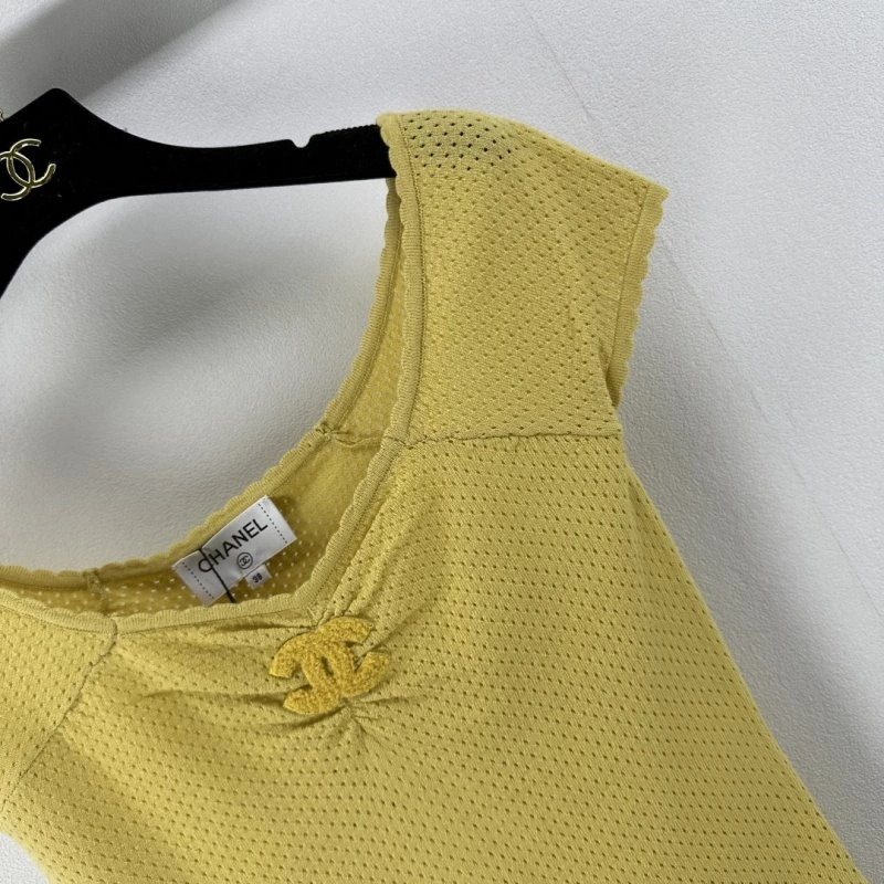 Top mirror Chanel T-Shirts