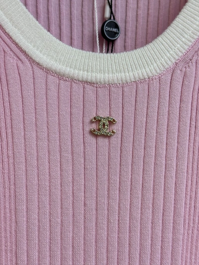 Top match Chanel T-Shirts