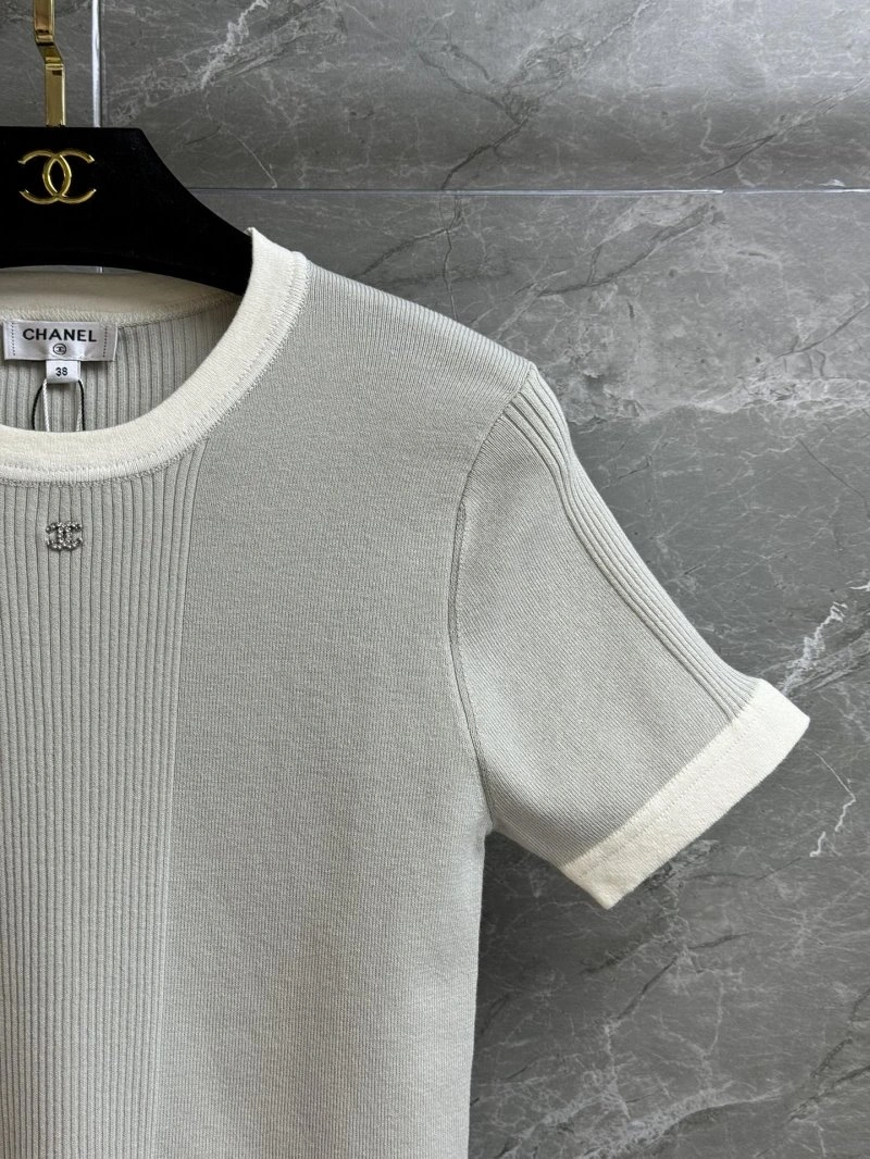 Top mirror Chanel T-Shirts