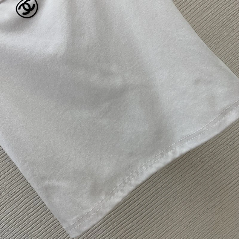 Brand-original Chanel T-Shirts