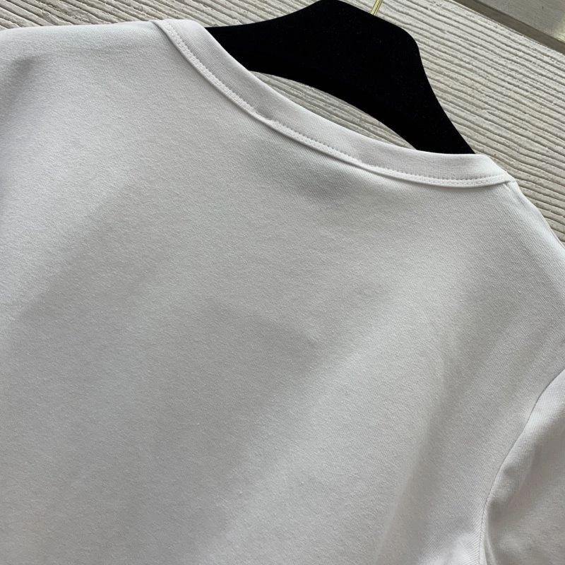 Brand-original Chanel T-Shirts