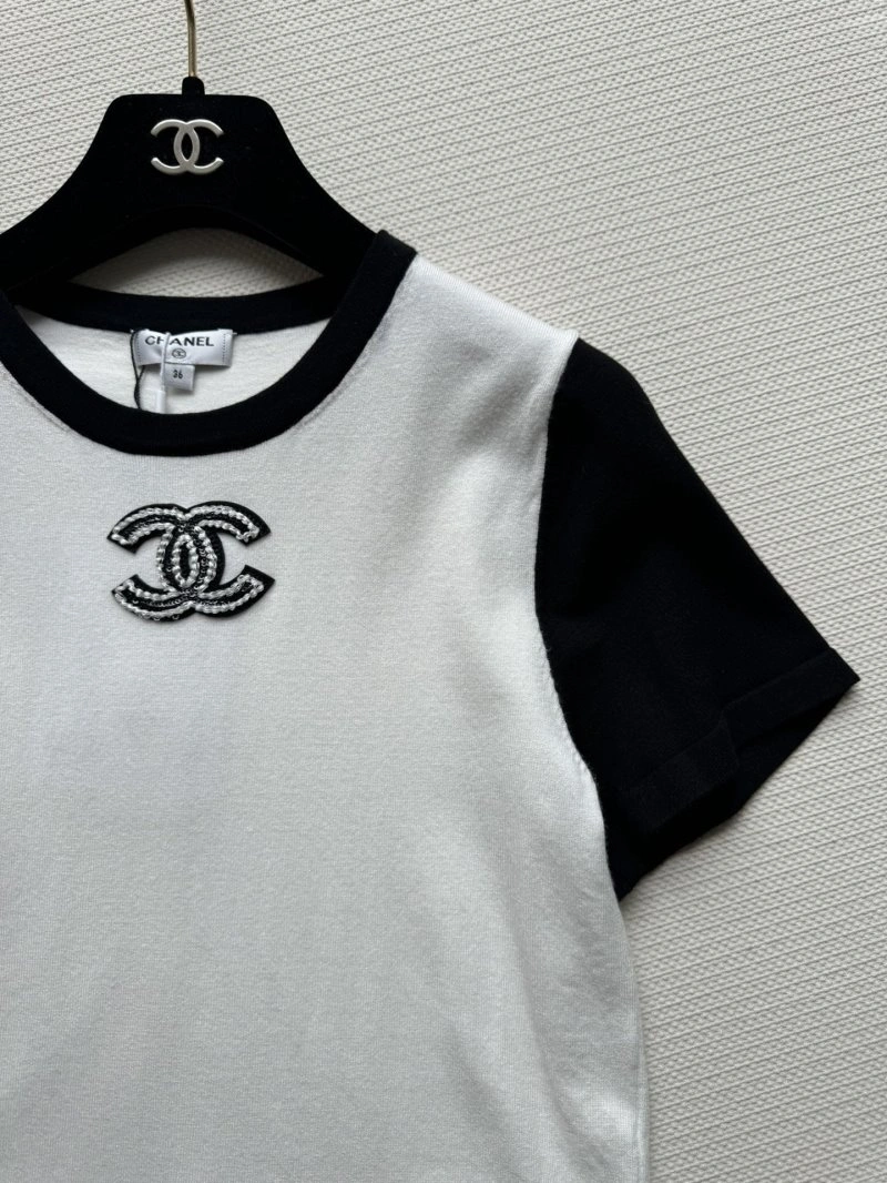 Legit Chanel T-Shirts