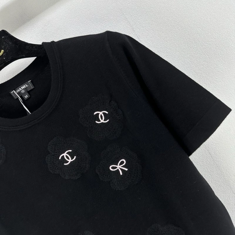 Precise copy Chanel T-Shirts