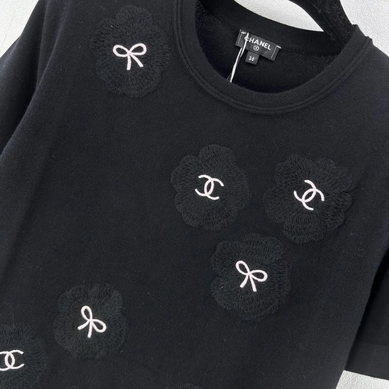 Precise copy Chanel T-Shirts