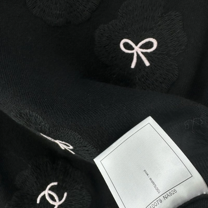 Precise copy Chanel T-Shirts