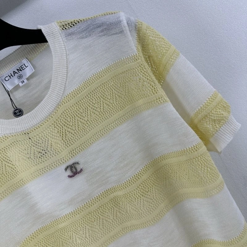 Bargain Chanel T-Shirts