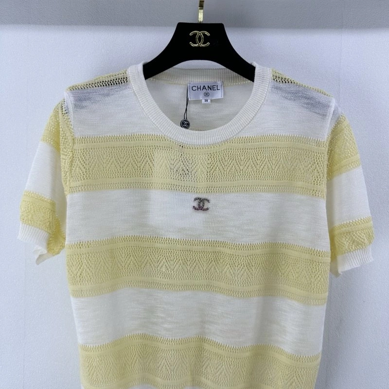 Bargain Chanel T-Shirts