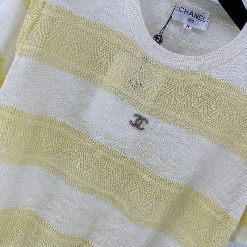 Bargain Chanel T-Shirts