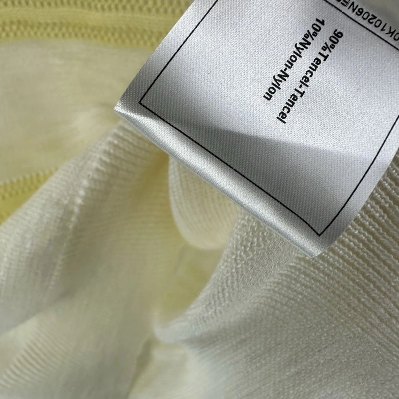 Bargain Chanel T-Shirts