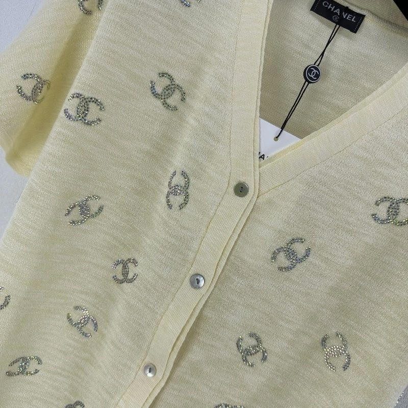 Inexpensive Chanel T-Shirts