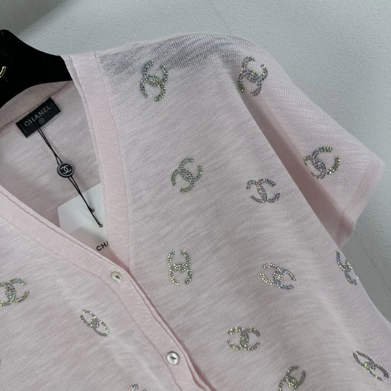 Cut-rate Chanel T-Shirts