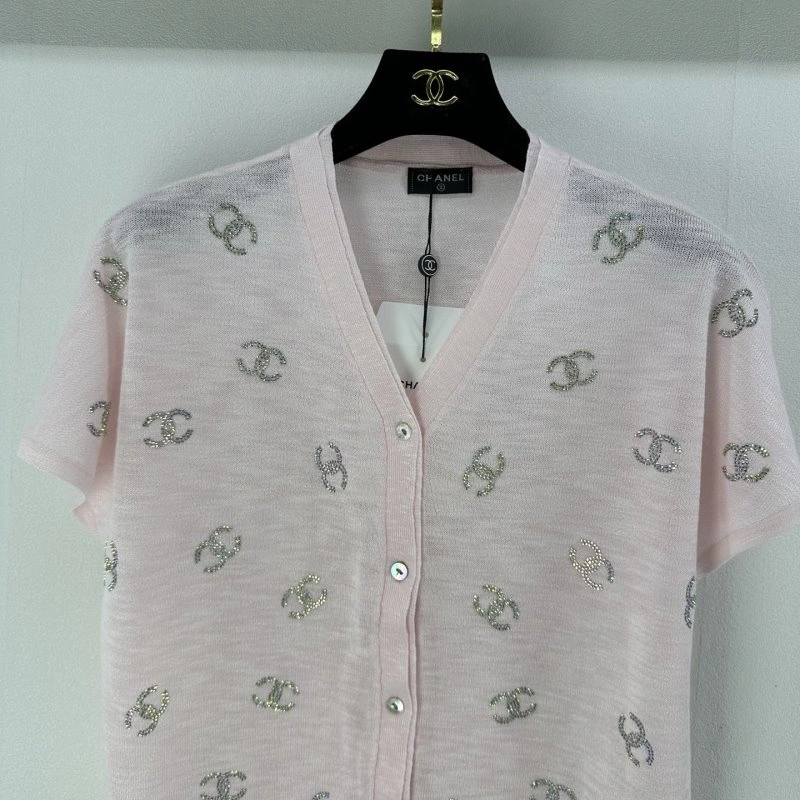 Cut-rate Chanel T-Shirts