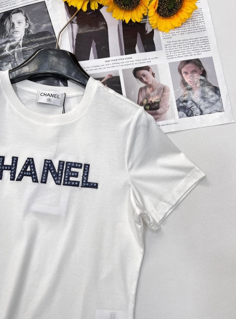 Affordable Chanel T-Shirts