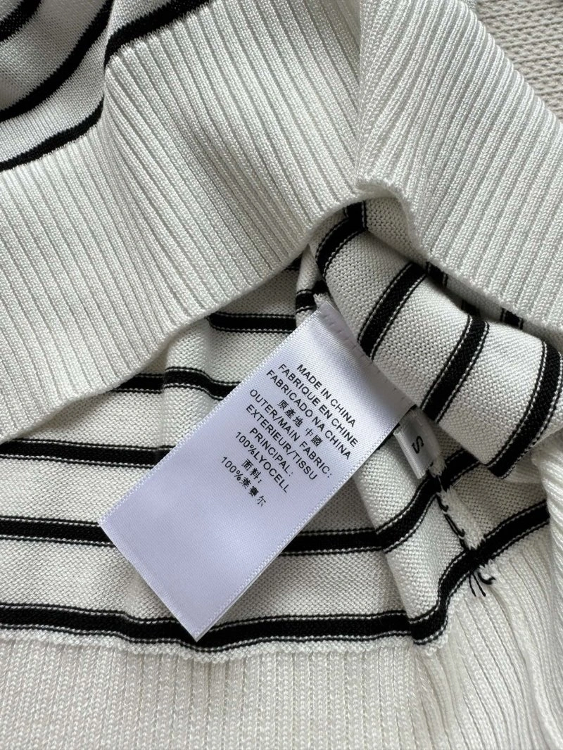 Precise copy Chanel T-Shirts