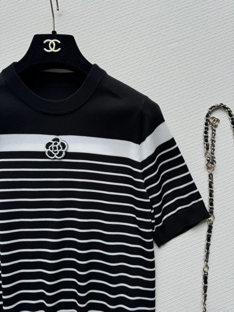 Precise copy Chanel T-Shirts