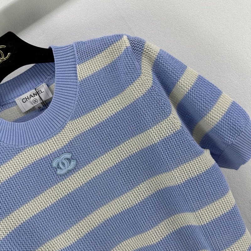 Exact replica Chanel T-Shirts