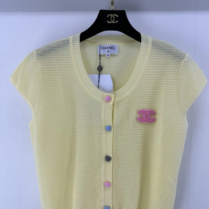 Cut-rate Chanel T-Shirts