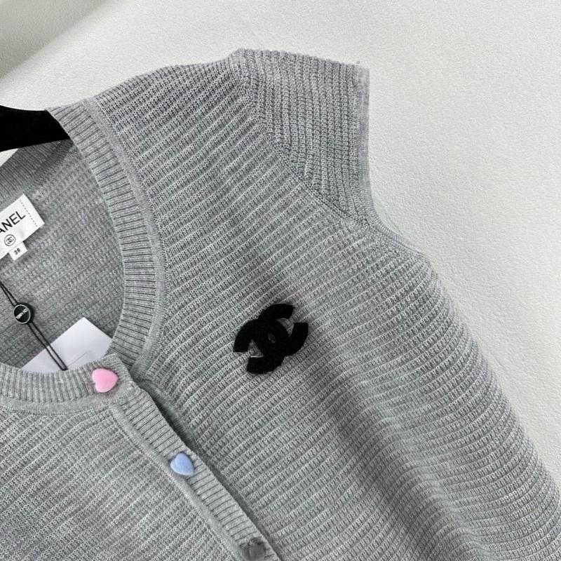 Inexpensive Chanel T-Shirts