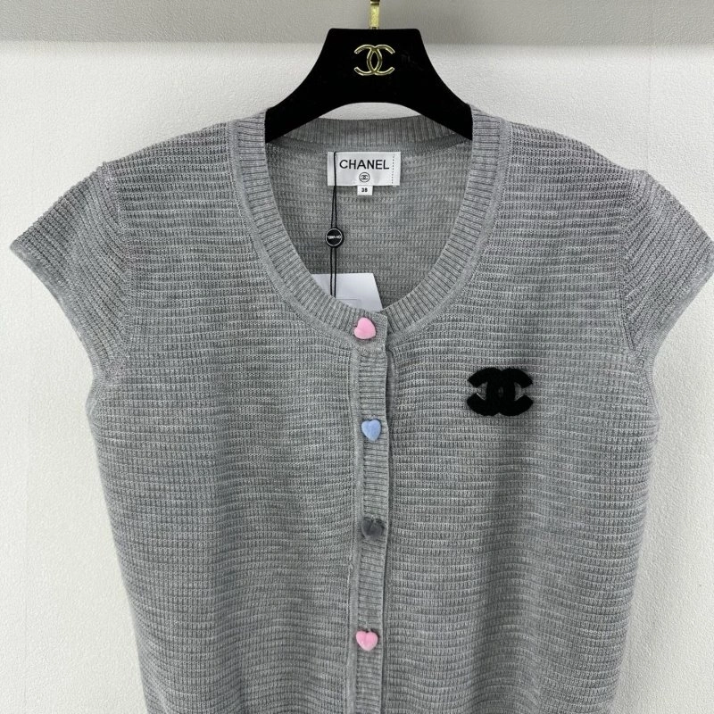 Inexpensive Chanel T-Shirts