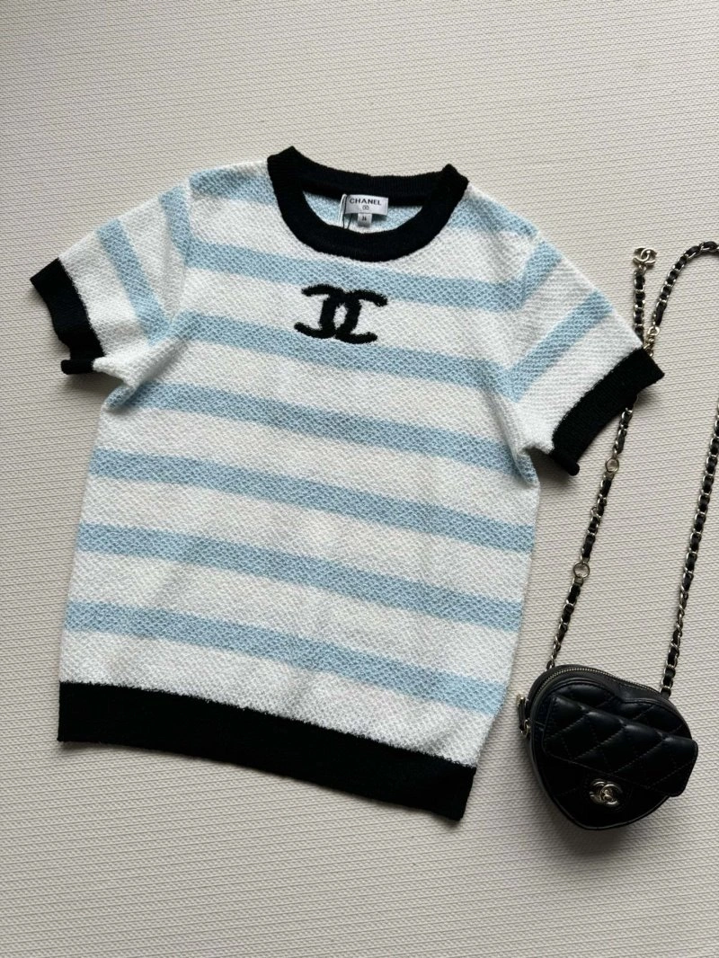 Low-cost Chanel T-Shirts