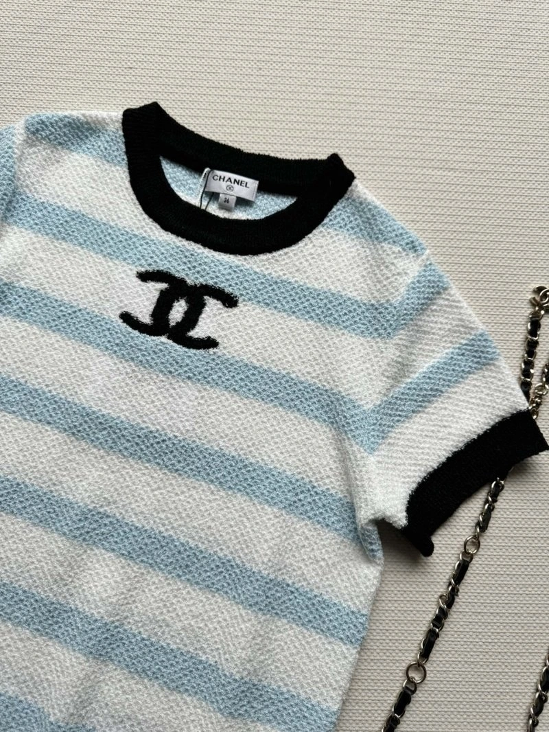 Low-cost Chanel T-Shirts
