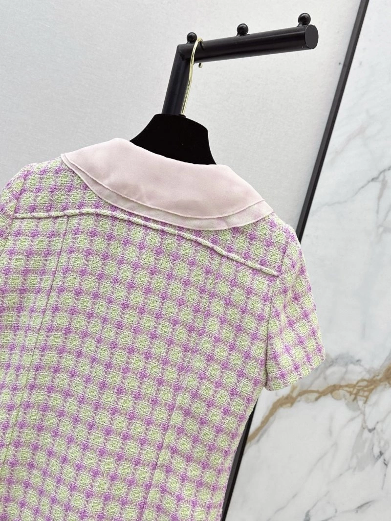 Low-cost Chanel T-Shirts