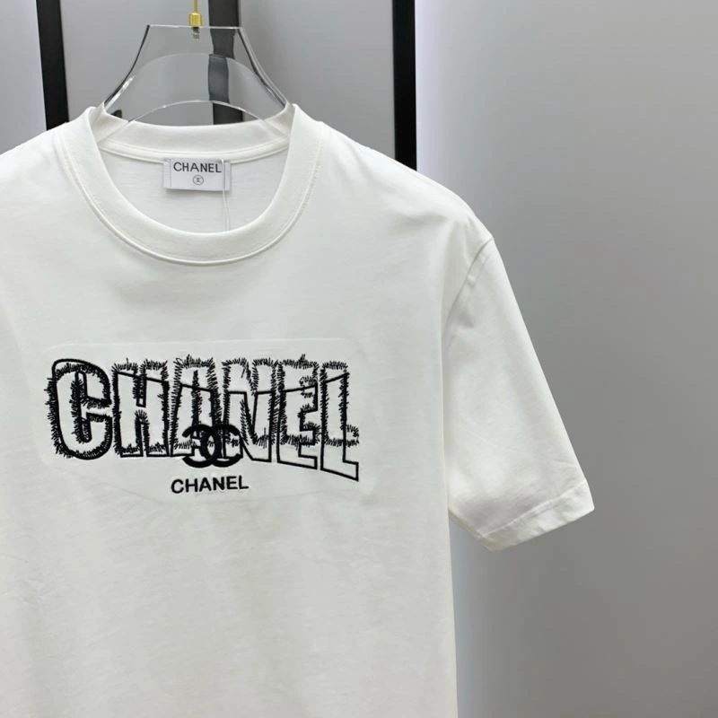 Bargain Chanel T-Shirts