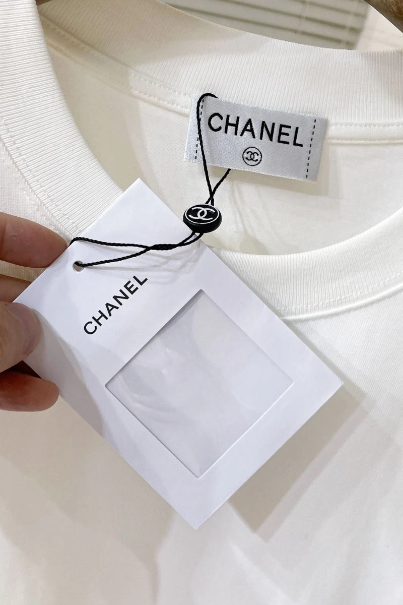 Economical Chanel T-Shirts