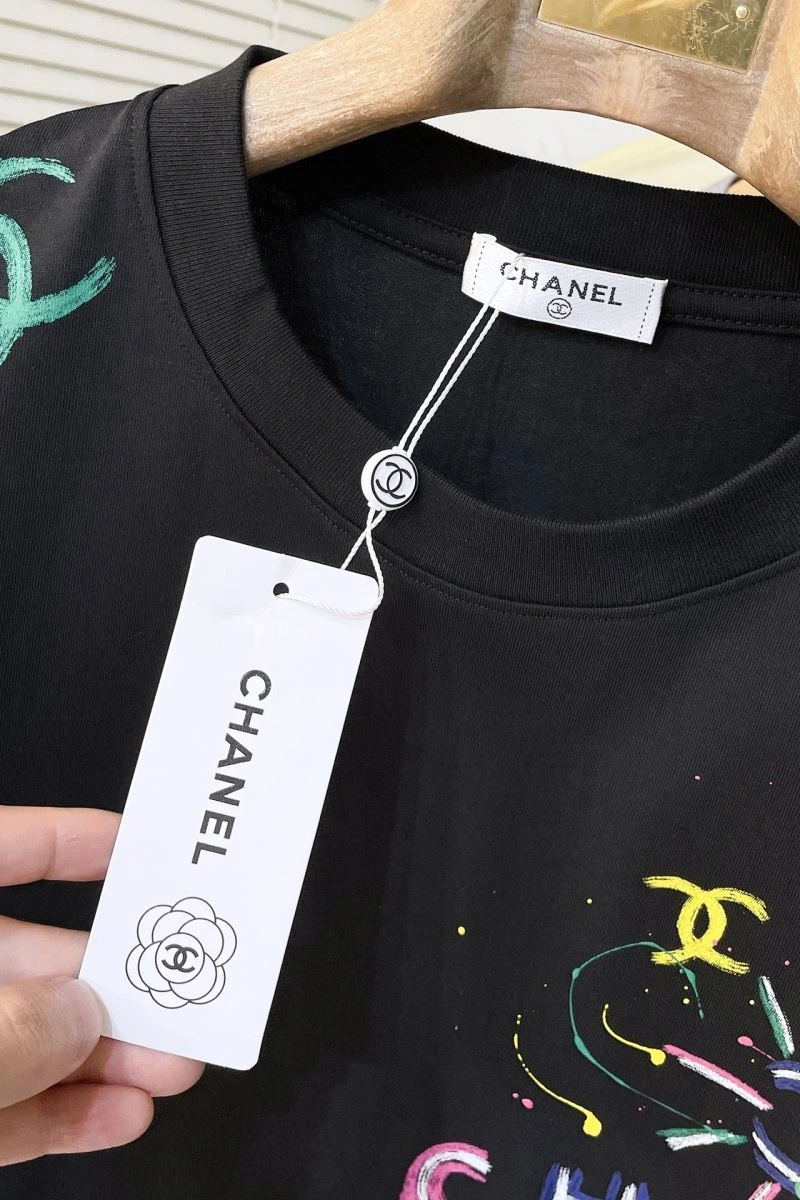 Top match Chanel T-Shirts