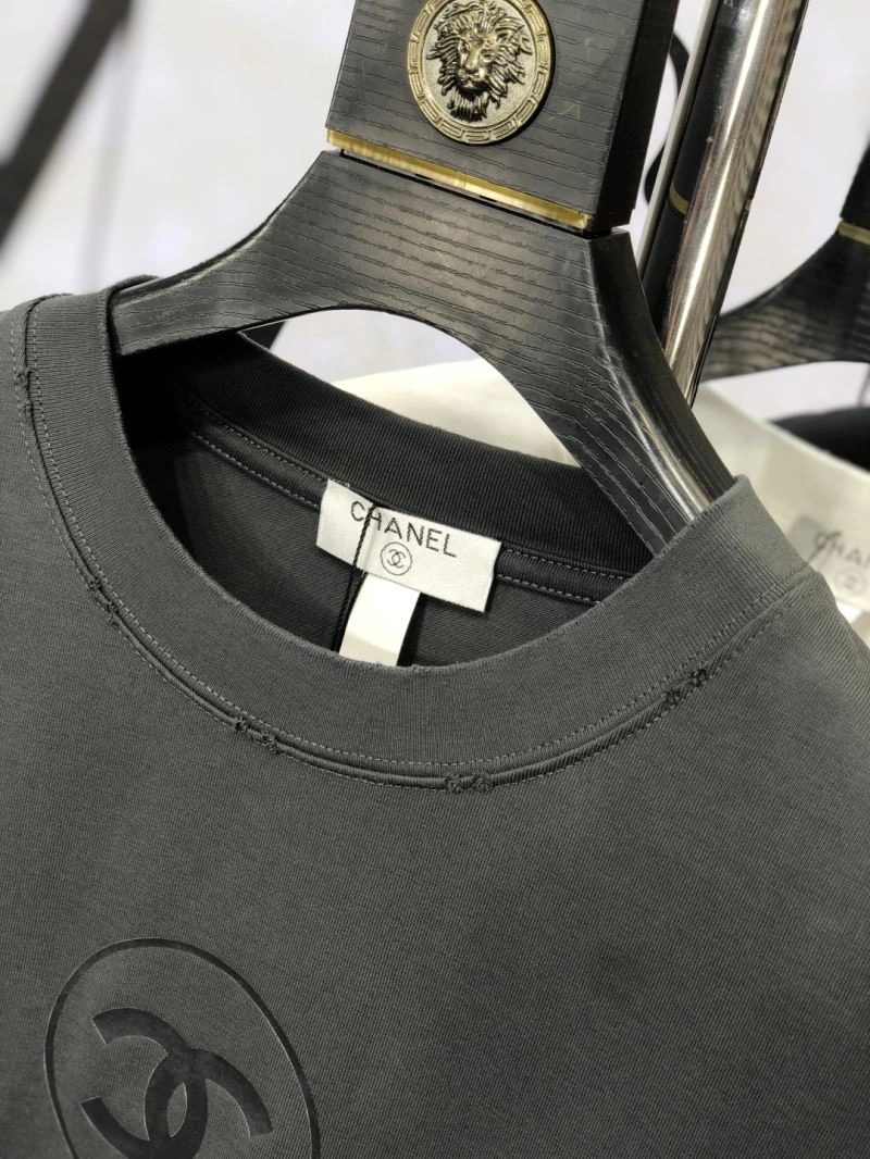 Exact replica Chanel T-Shirts