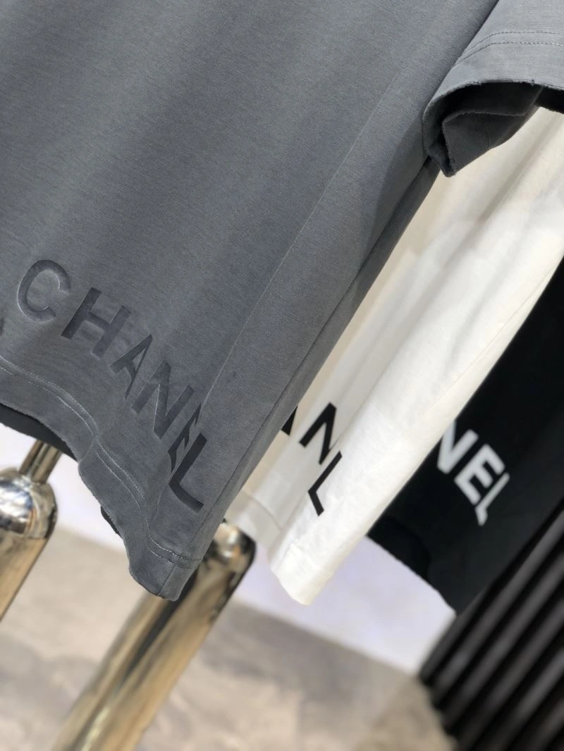 Exact replica Chanel T-Shirts