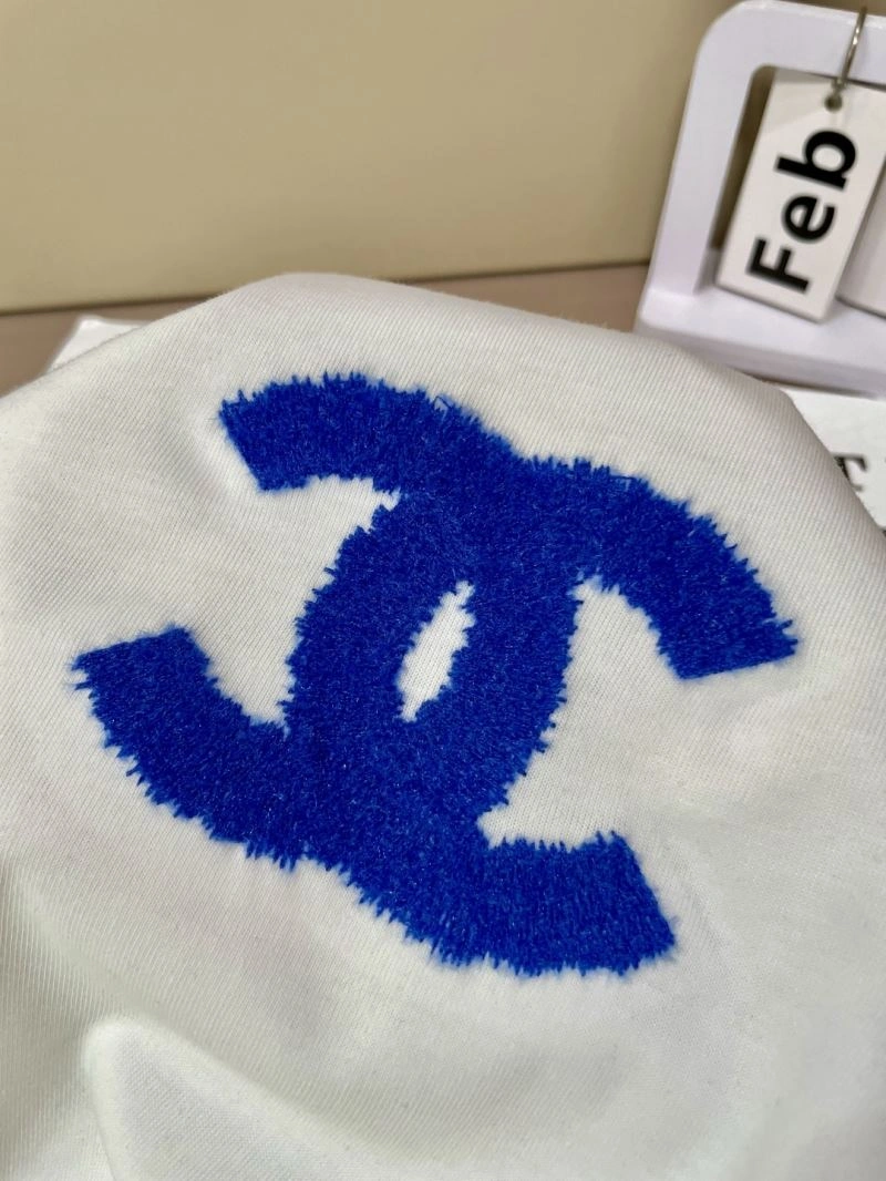 High fidelity Chanel T-Shirts