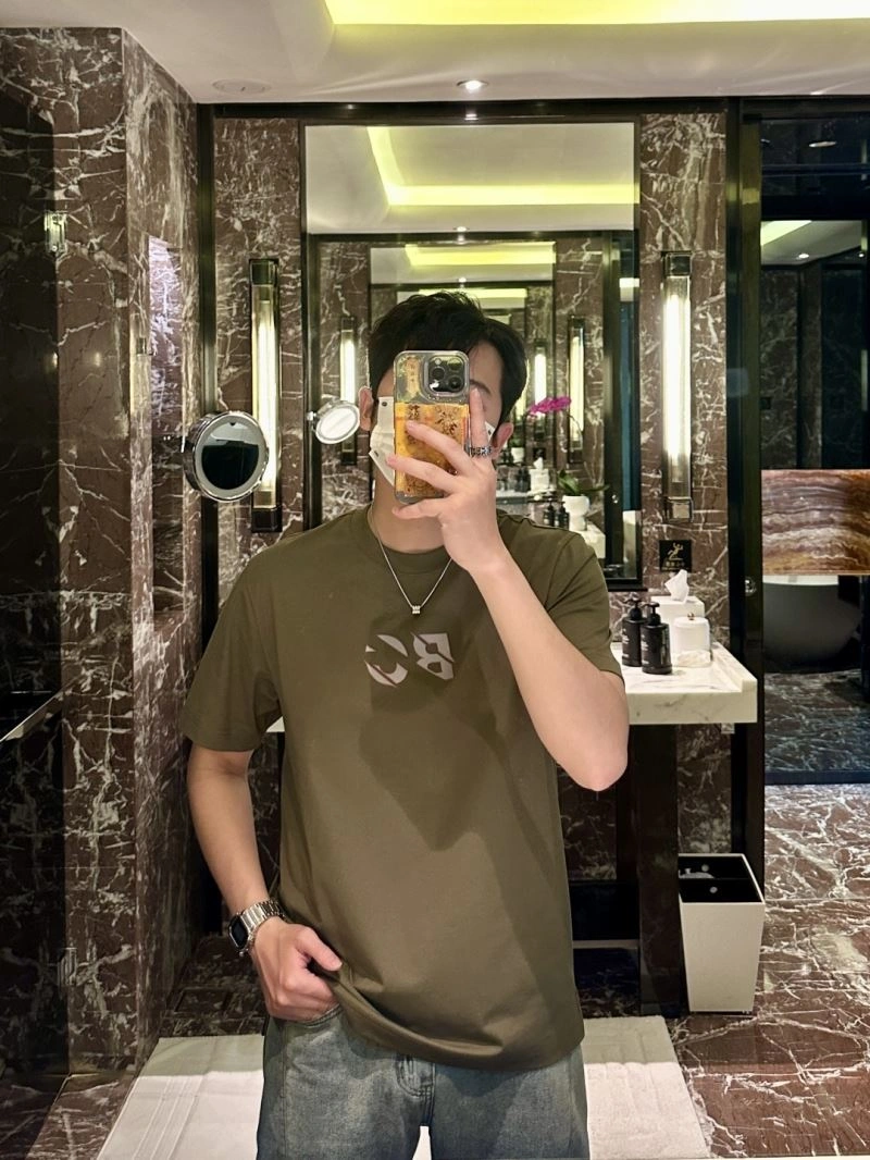 Exact replica Chanel T-Shirts