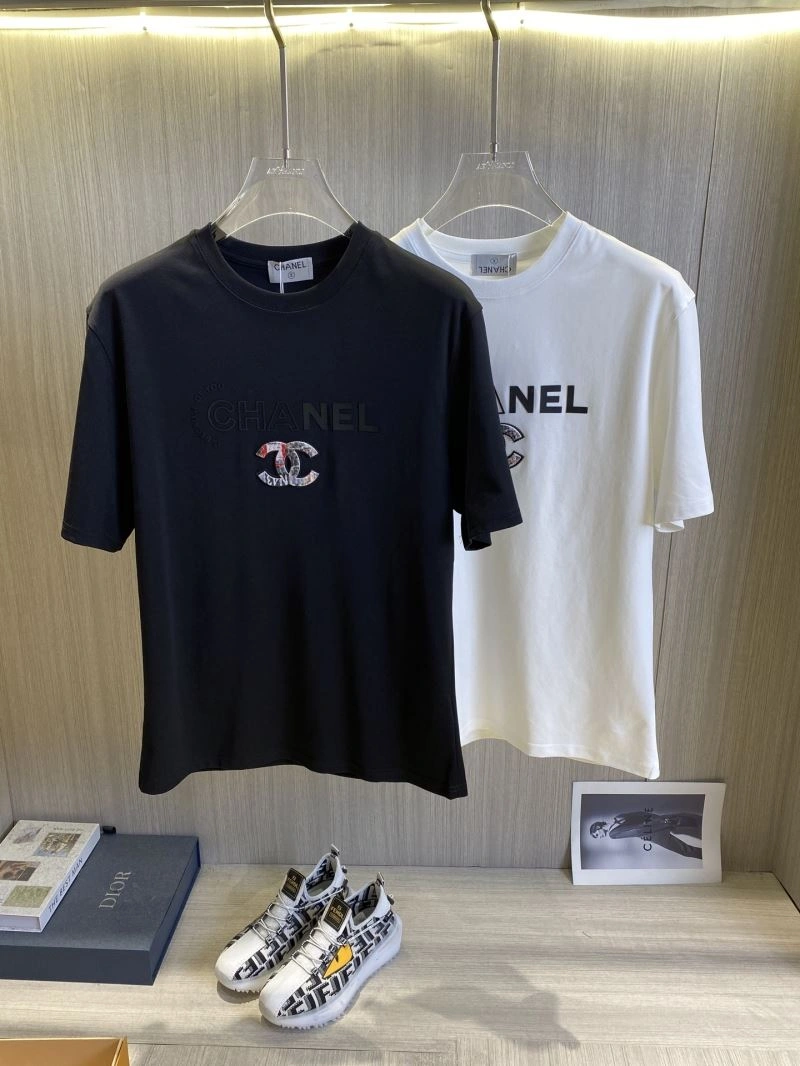 Top mirror Chanel T-Shirts