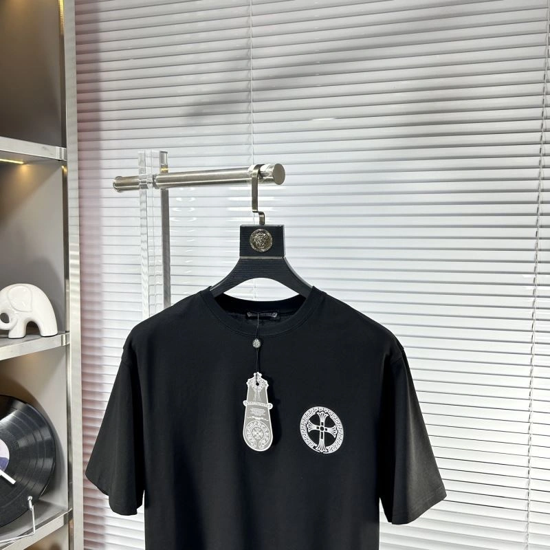 Accurate model Chanel T-Shirts
