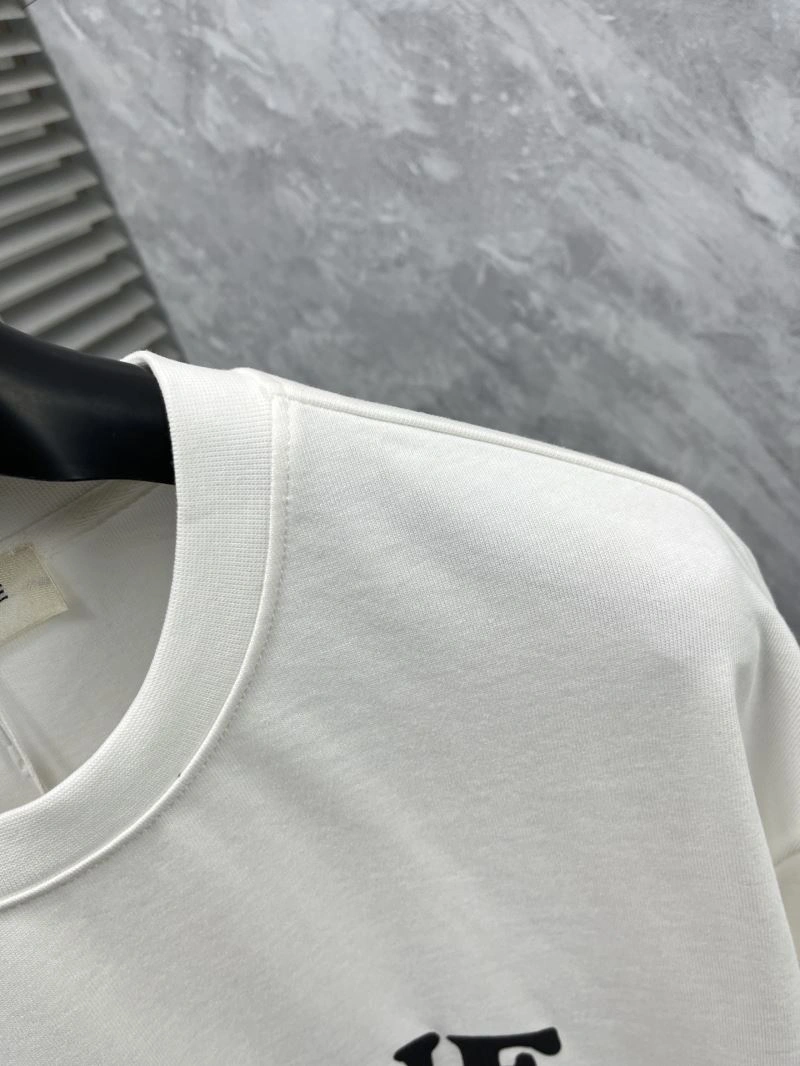 Exact replica Chanel T-Shirts